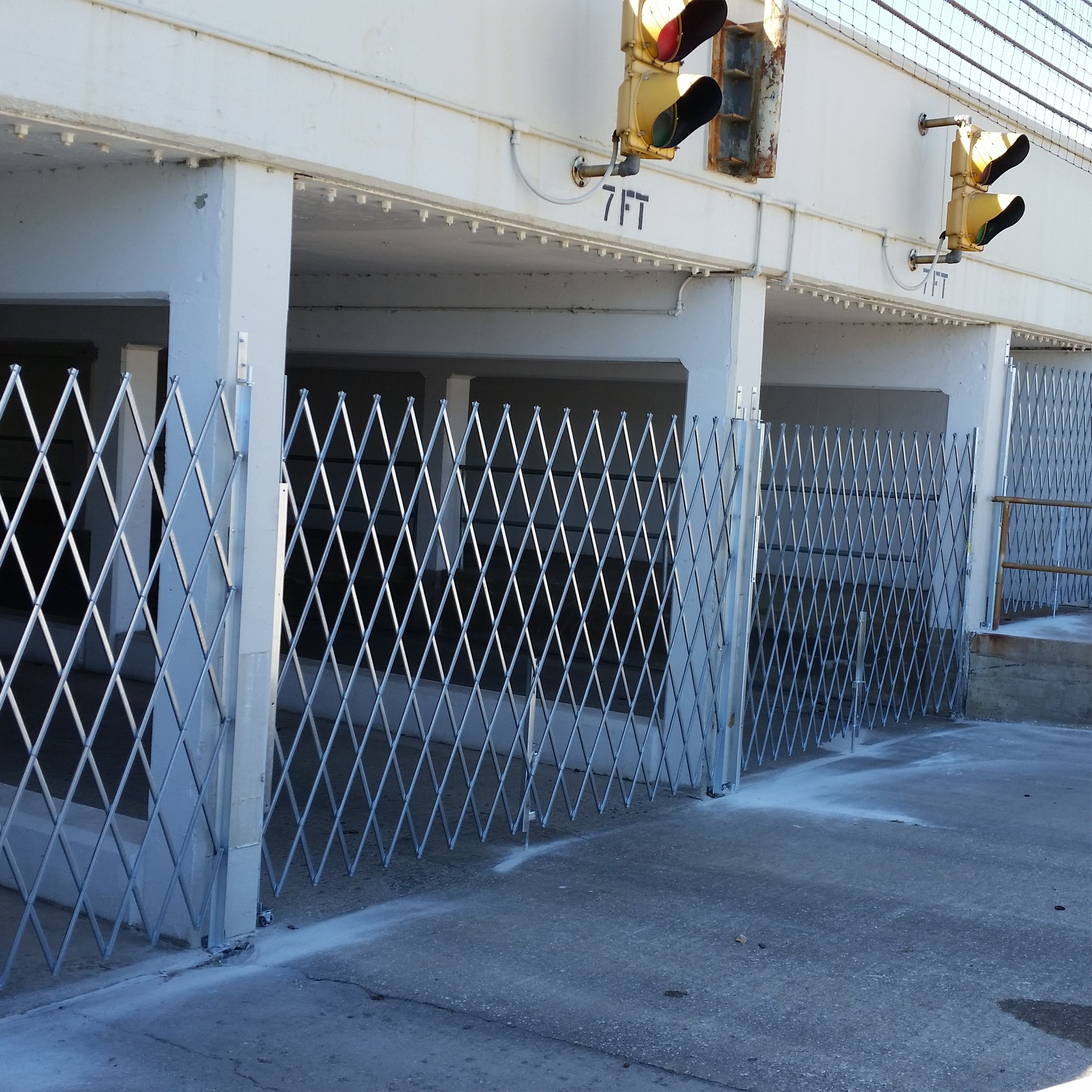 IEP 7.5' x 6' Heavy-Duty Single Folding Security Gate (Galvanized Steel ...